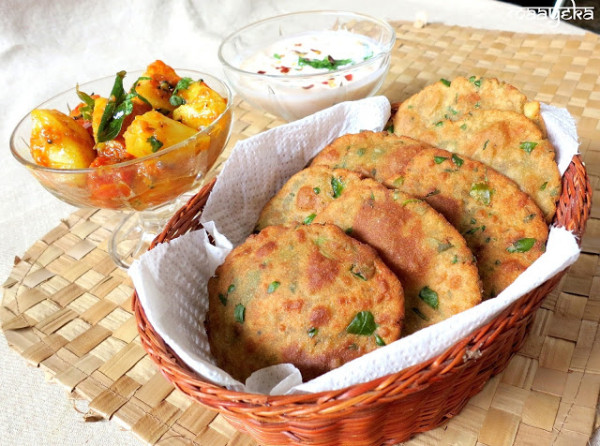 Methi Bajra Poori Recipe I Pearl Millet Bread » Maayeka